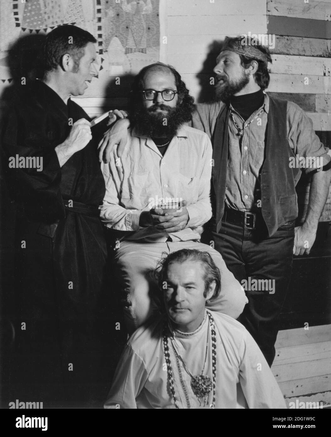 Alan watts 1960s hi-res stock photography and images - Alamy