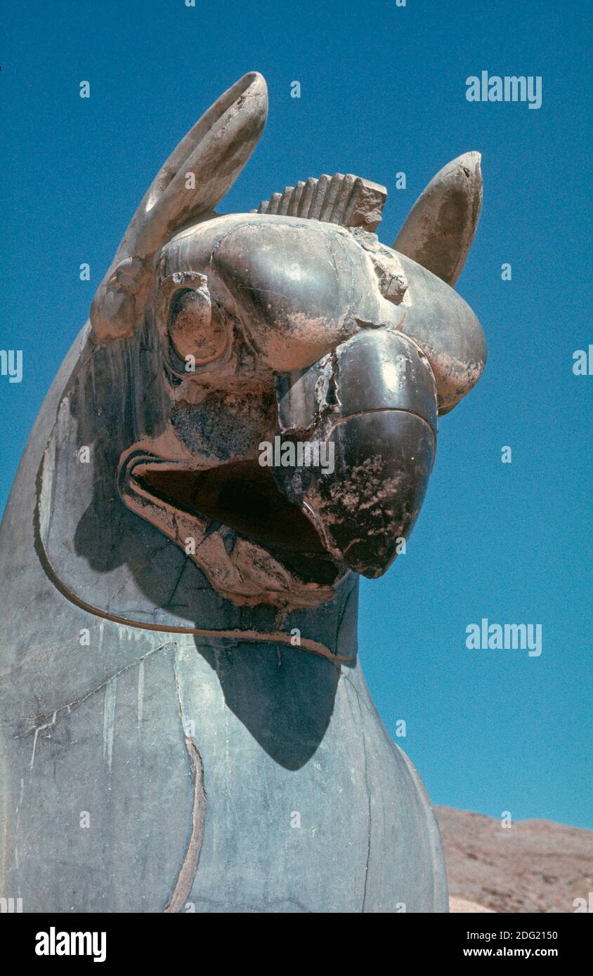 Achaemenid eagle hi-res stock photography and images - Alamy