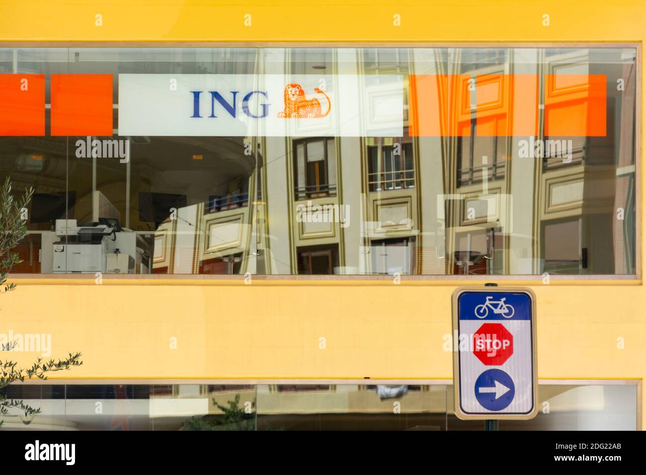 Valencia Spain. September 27, 2020: Logo of the financial company ING ...