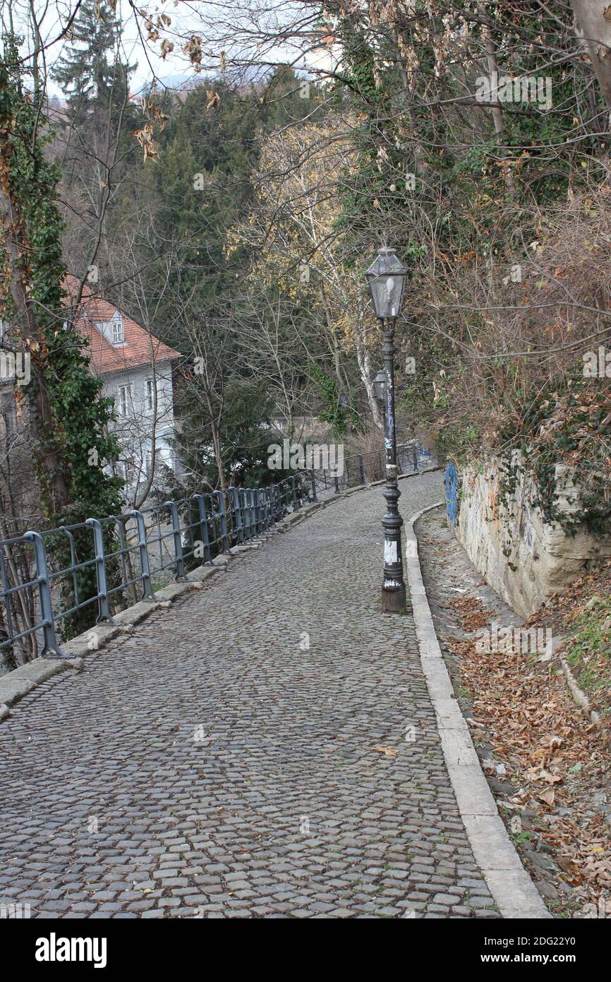 Promenade path walkway trail footpath hi-res stock photography and ...