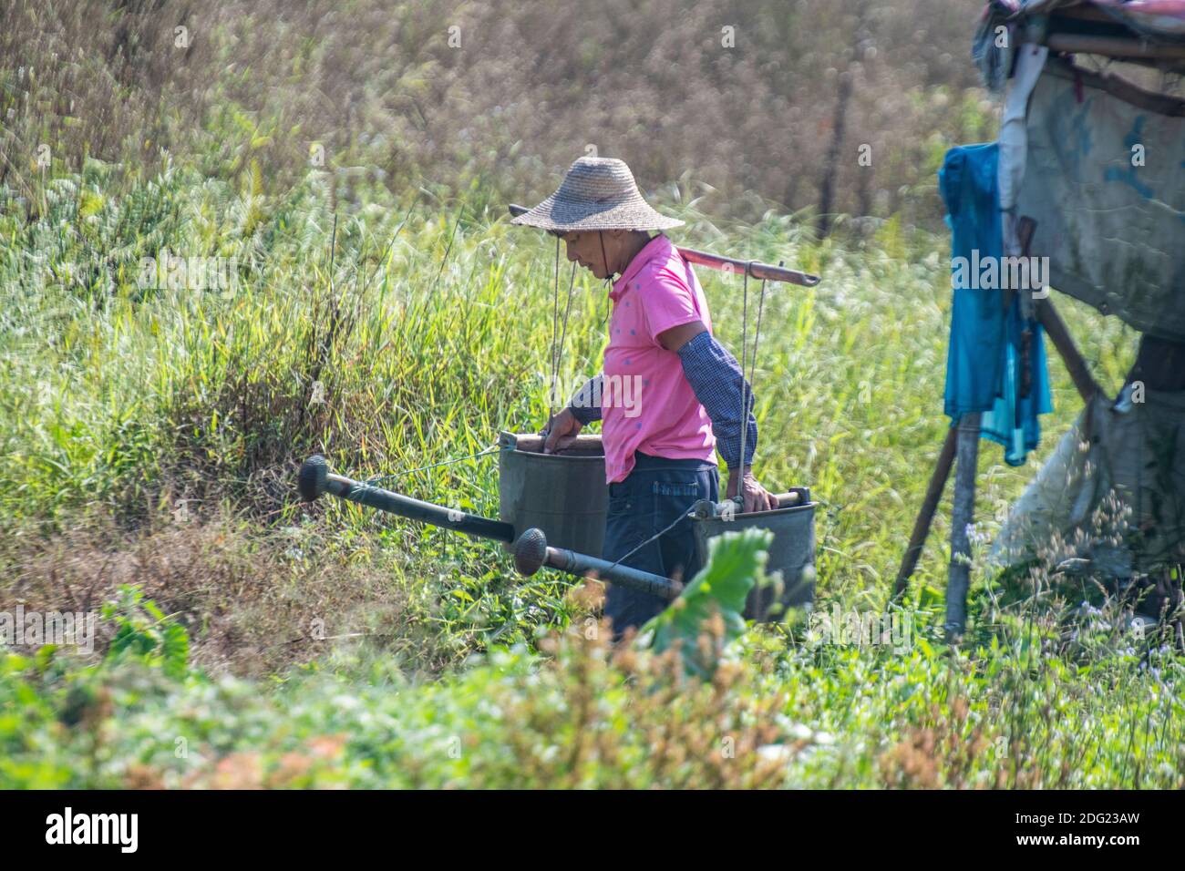 Small scale agriculture in rural China - organic, subsistence farming ...