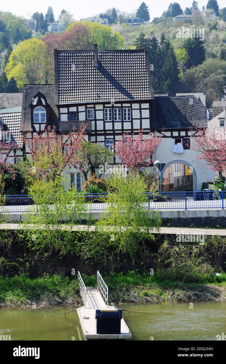 Rheinseitig hi-res stock photography and images - Alamy