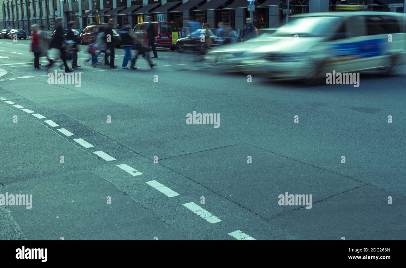 Rush hour traffic Stock Photo - Alamy