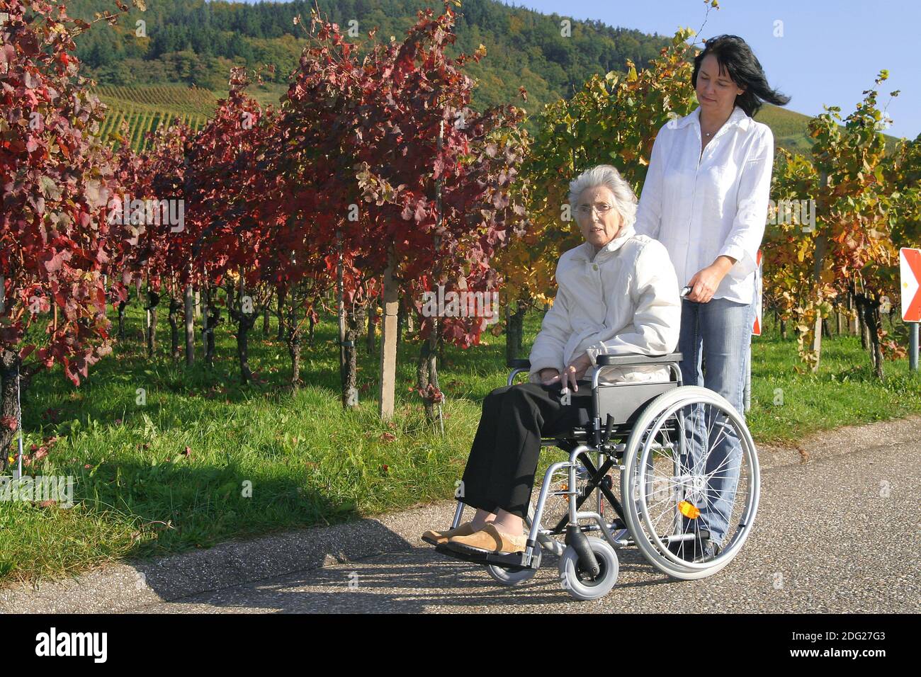 Geriatric hi-res stock photography and images - Alamy