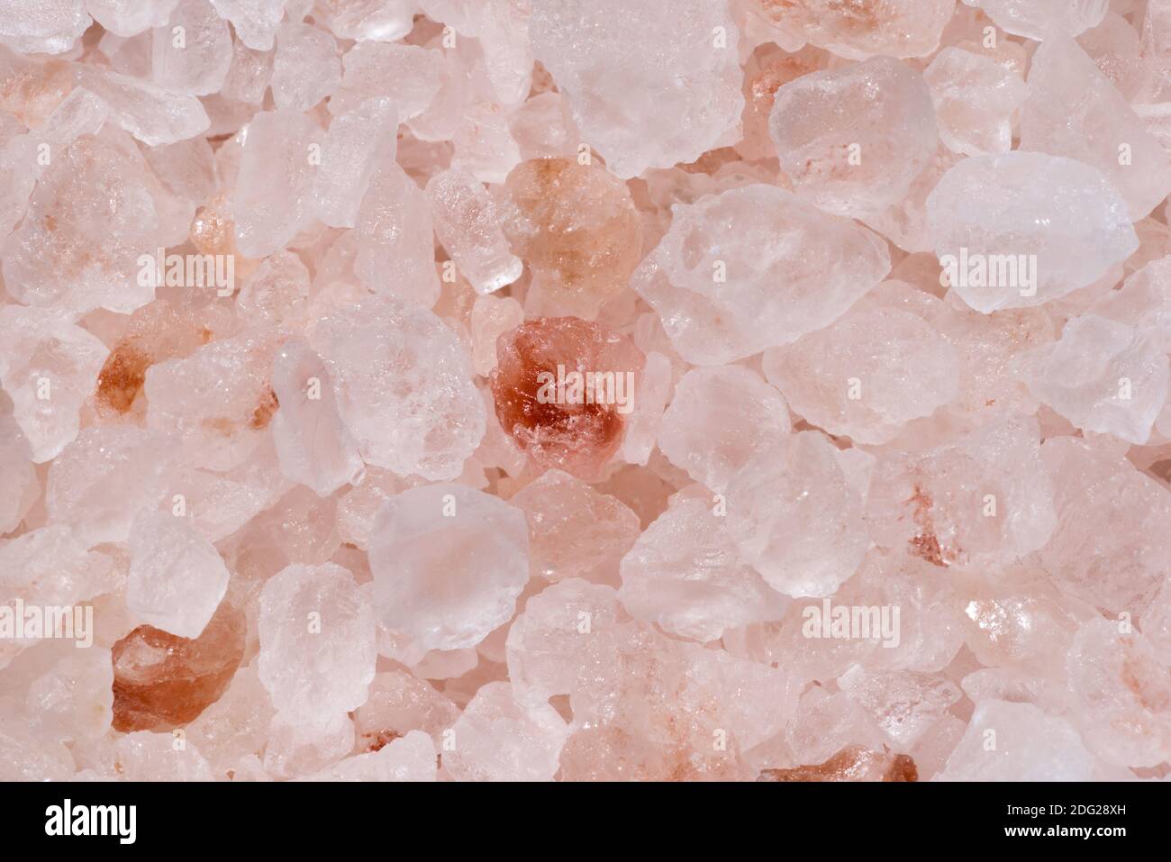 Pink Himalayan salt crystals Stock Photo - Alamy