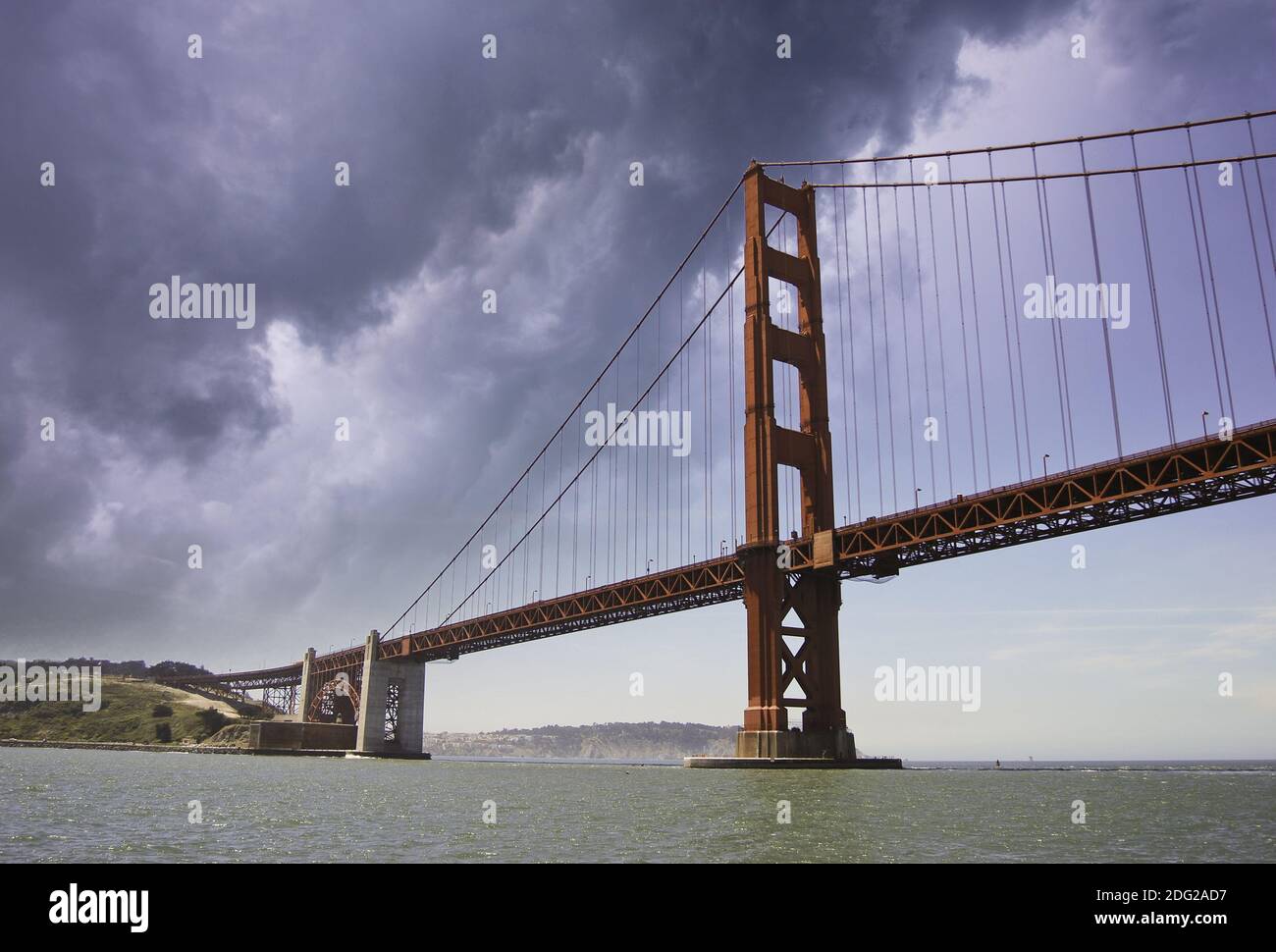 Storm gate hi-res stock photography and images - Alamy