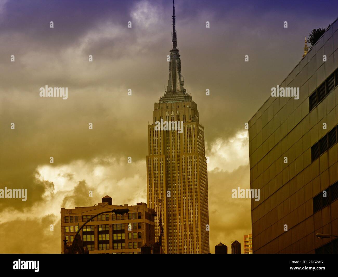 Empire State Building at Sunset, New York City Stock Photo - Alamy