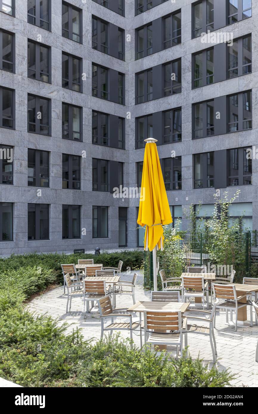 Closed parasol hi-res stock photography and images - Alamy