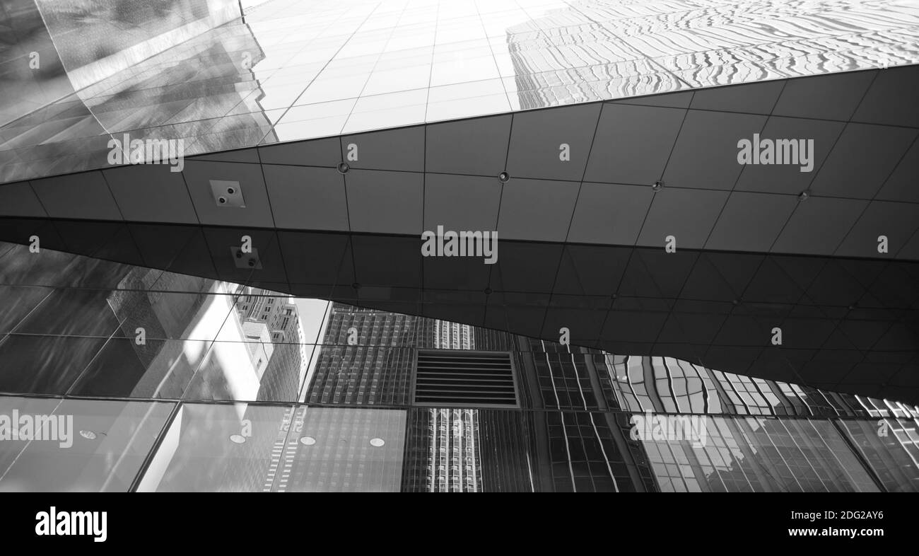 Modern architecture people Black and White Stock Photos & Images - Alamy