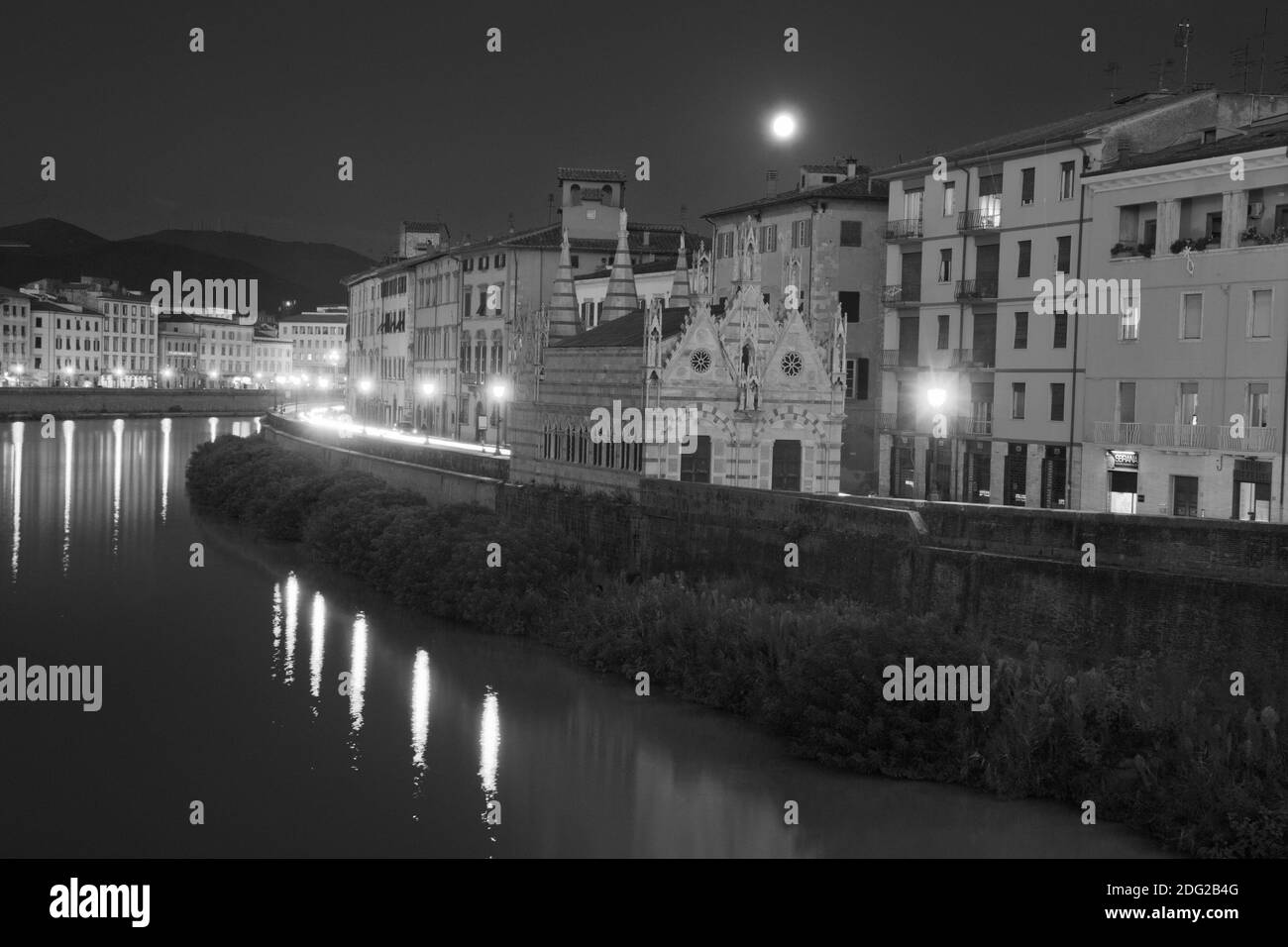 Night in Pisa, Lungarni View Stock Photo - Alamy