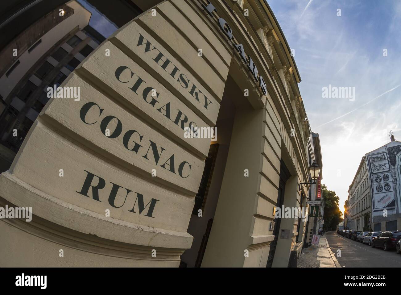 Ha ndelr hi-res stock photography and images - Alamy