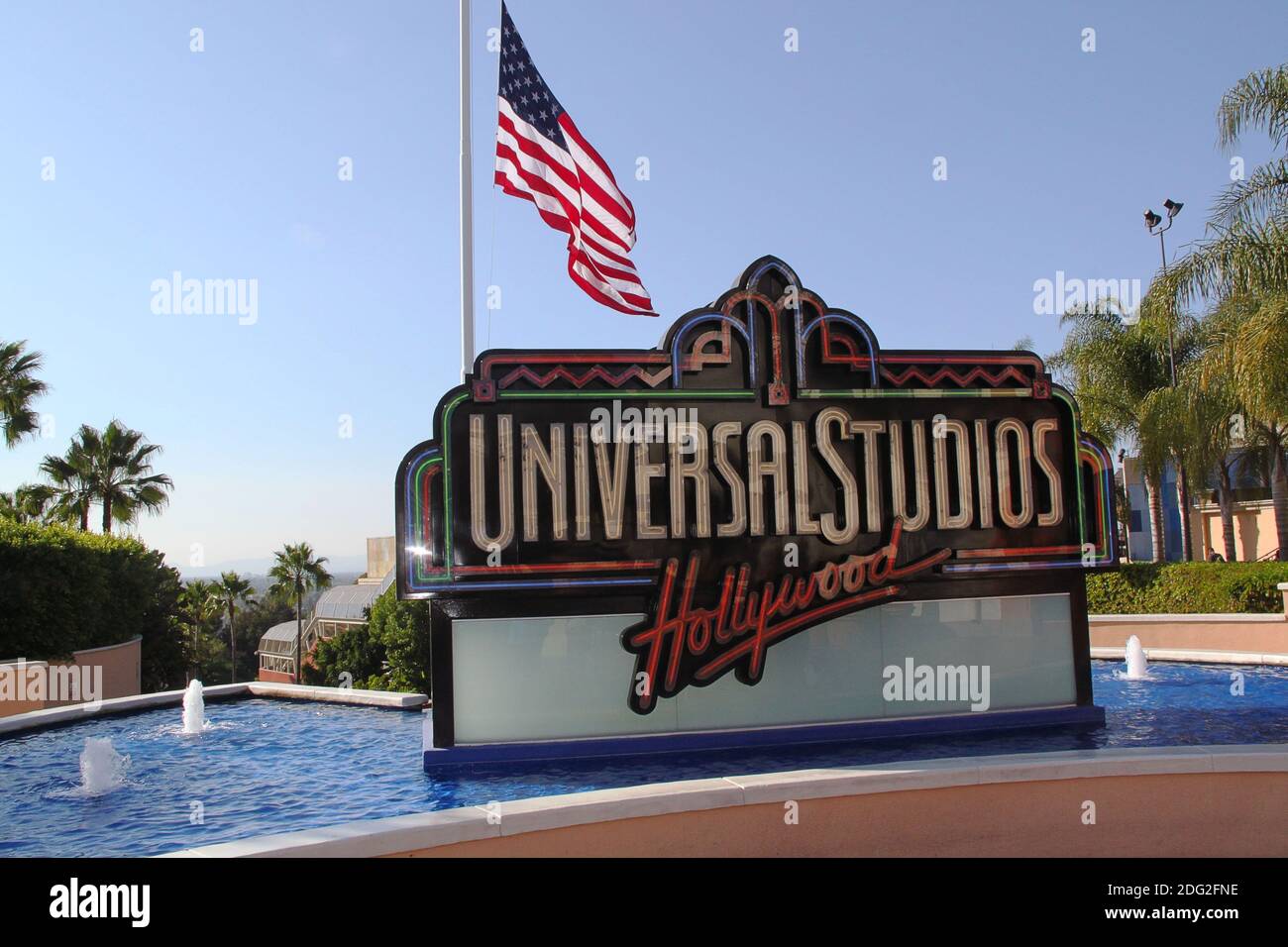 Universal Studios logo surrounded of blue fountain water. Beautiful ...