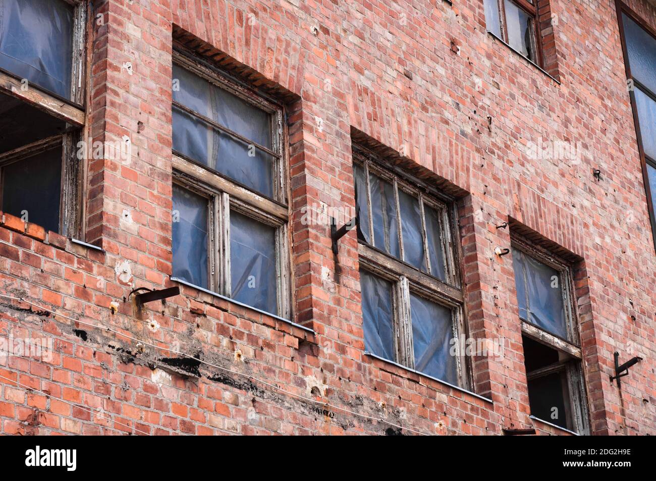 Cement factory abandoned hi-res stock photography and images - Alamy