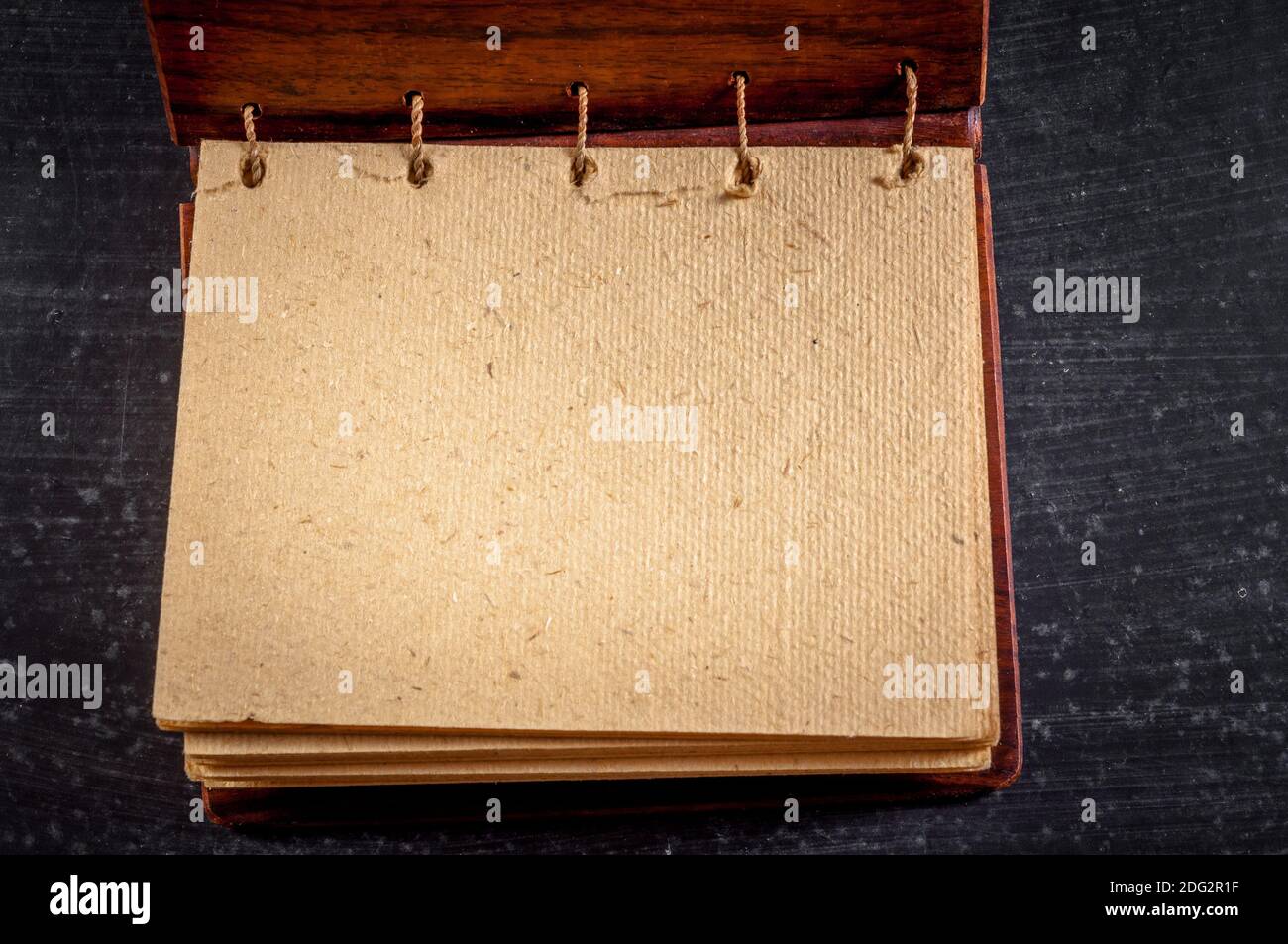 Empty notebook hi-res stock photography and images - Alamy