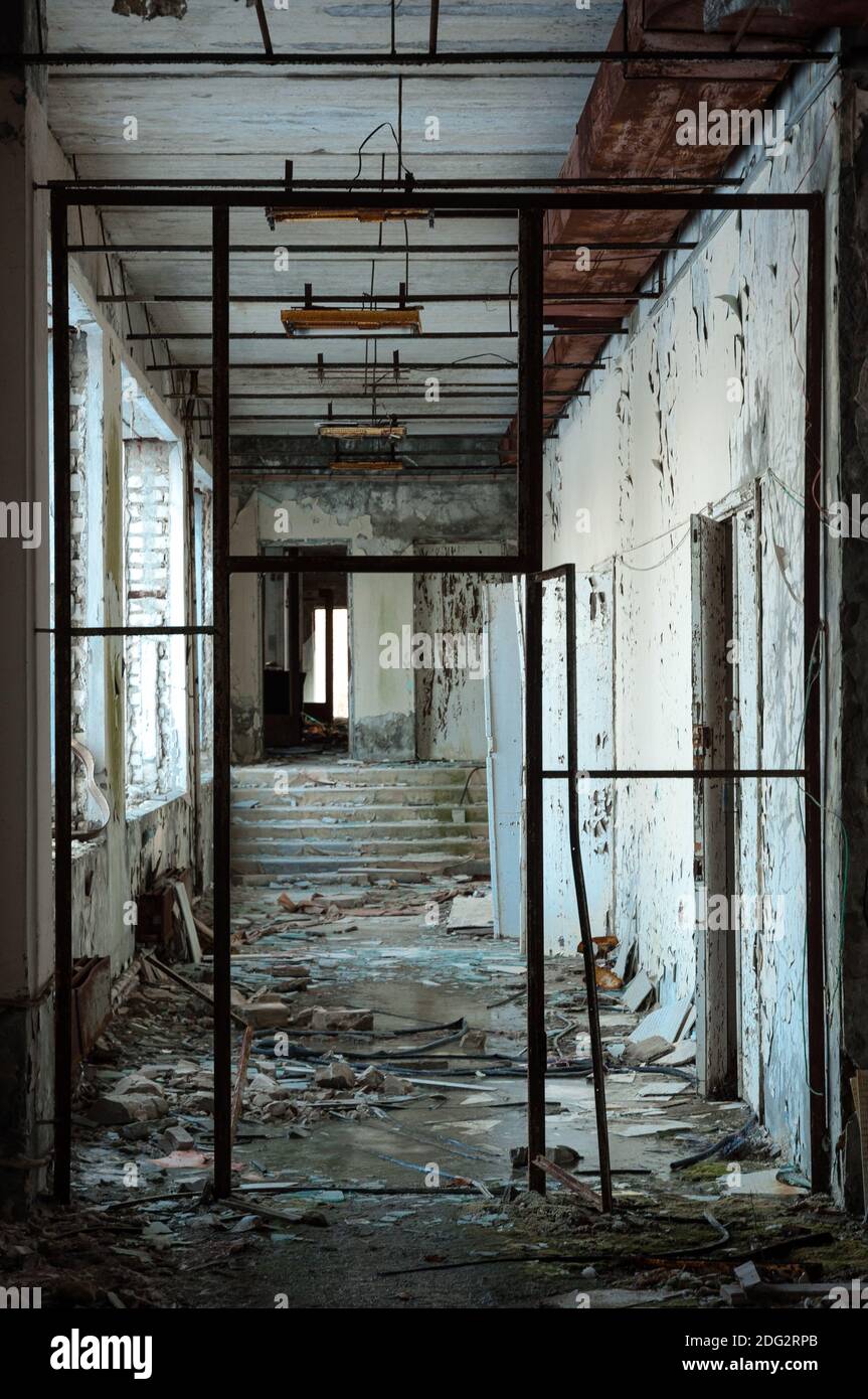 Abandoned warehouse corridor hi-res stock photography and images - Alamy