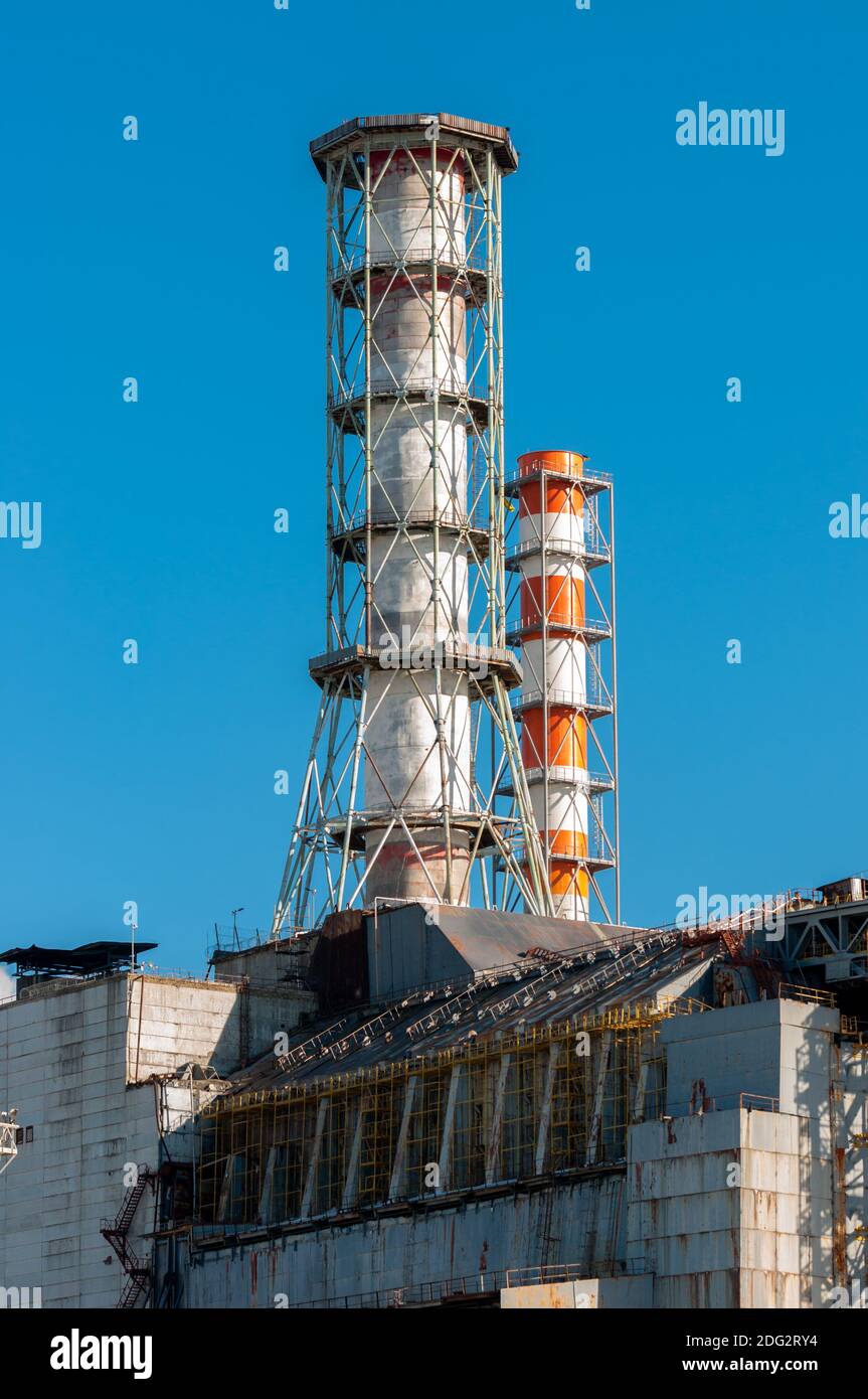 Chernobyl nuclear reactor damage hi-res stock photography and images ...