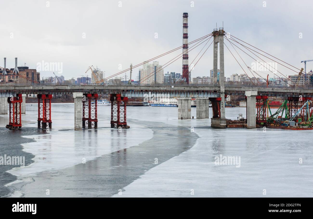 Empty shipyard hi-res stock photography and images - Alamy