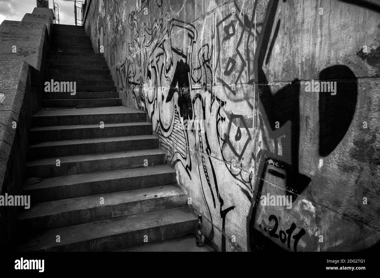 Graffiti stairway steps stairs hi-res stock photography and images - Alamy