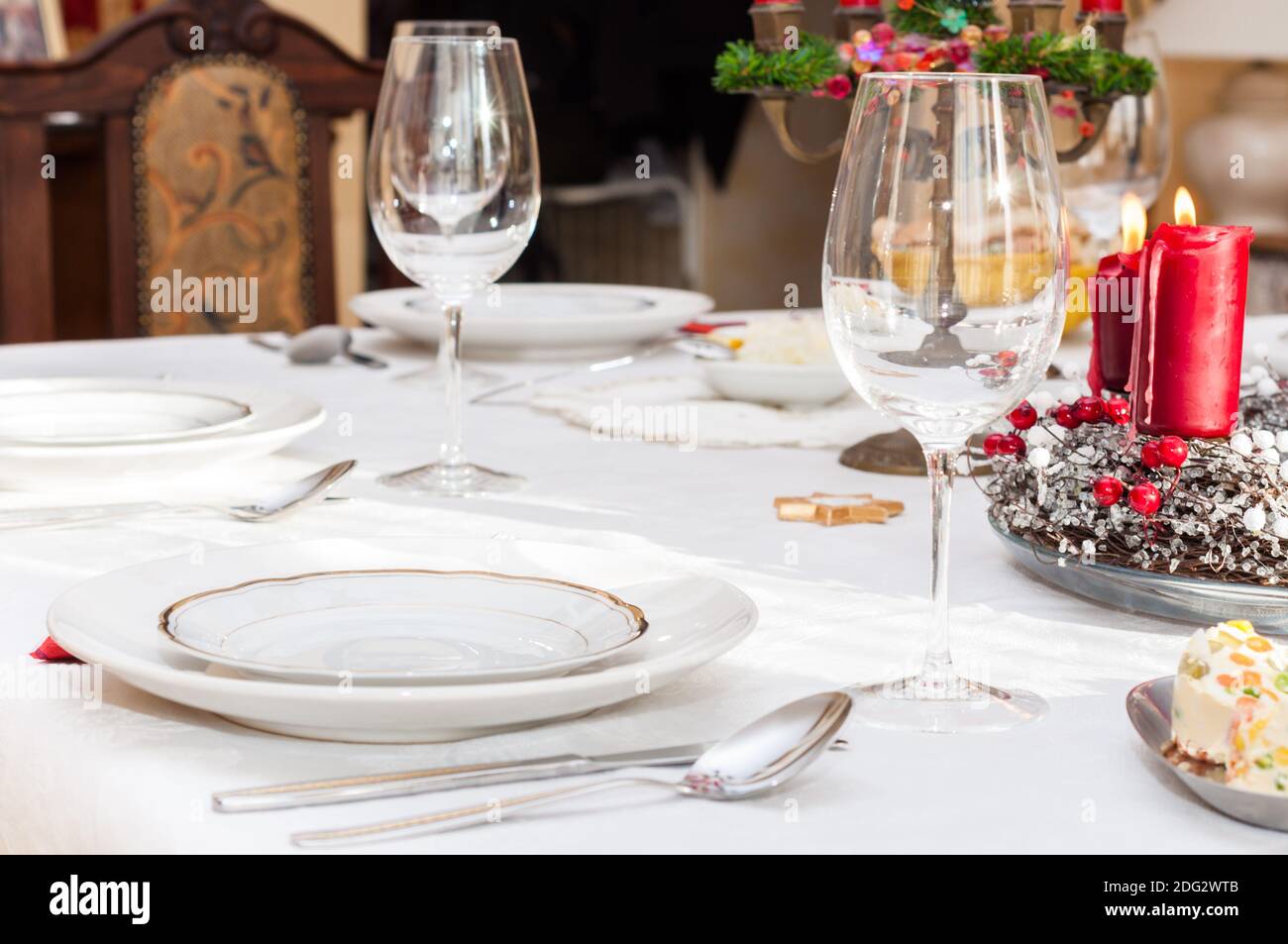 Inside the house hi-res stock photography and images - Alamy