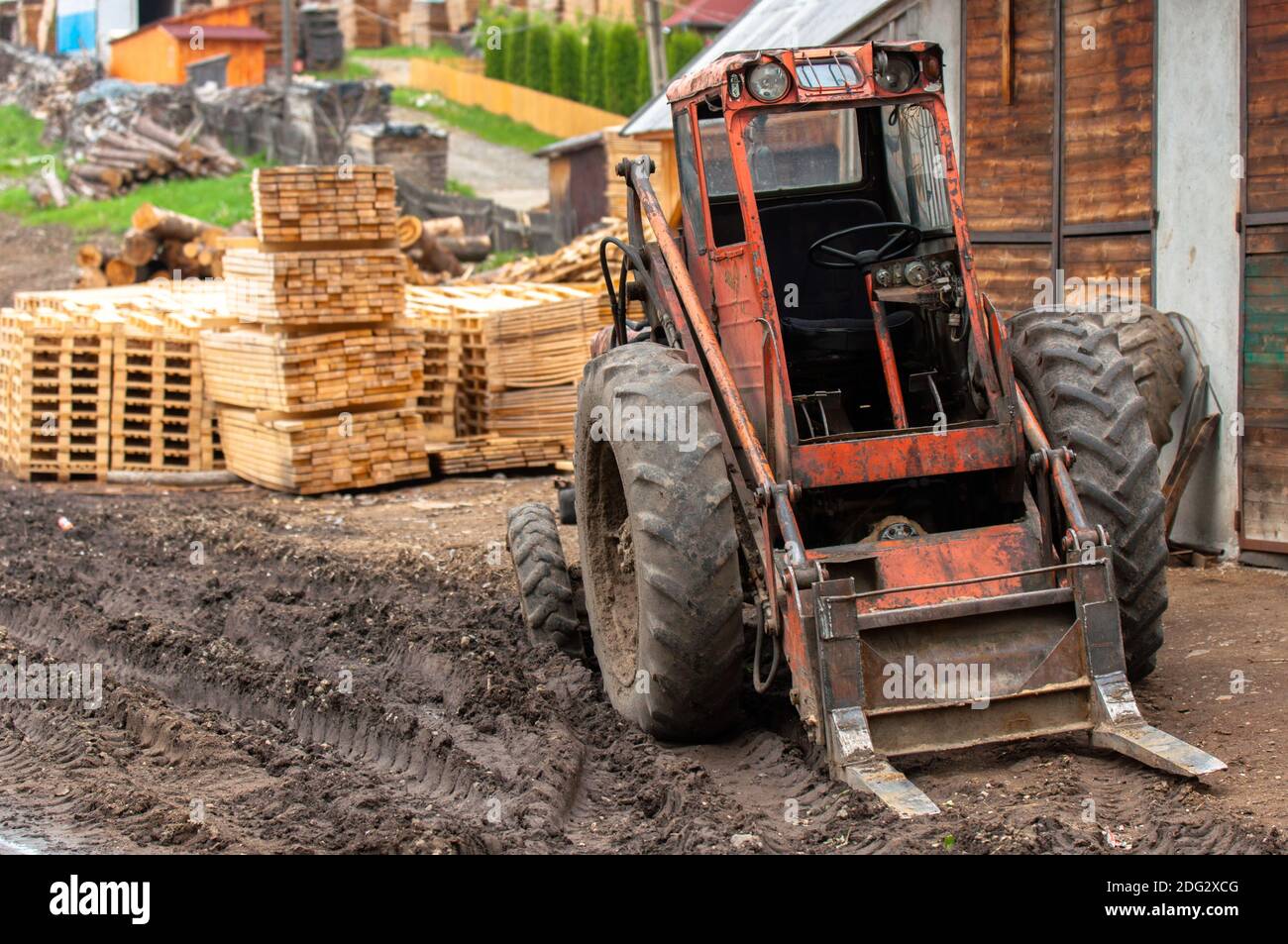 Red And Yellow Tractor High Resolution Stock Photography and Images - Alamy