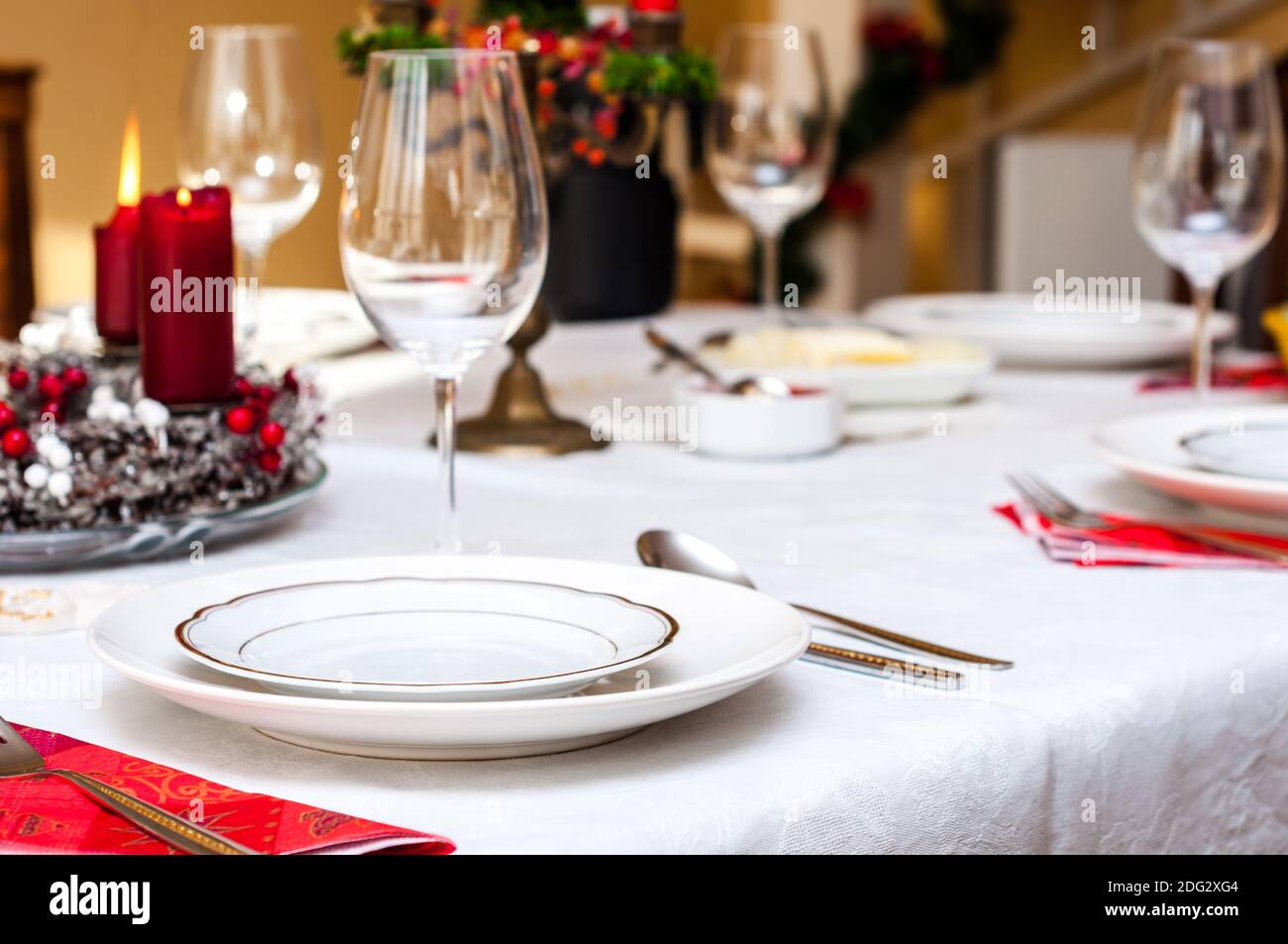 Inside the house hi-res stock photography and images - Alamy