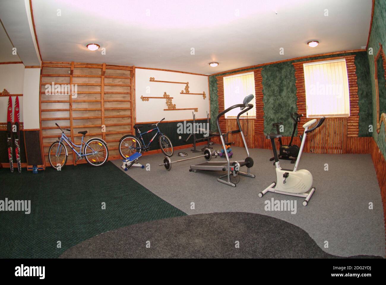 Fitness club weight training equipment gym Stock Photo - Alamy
