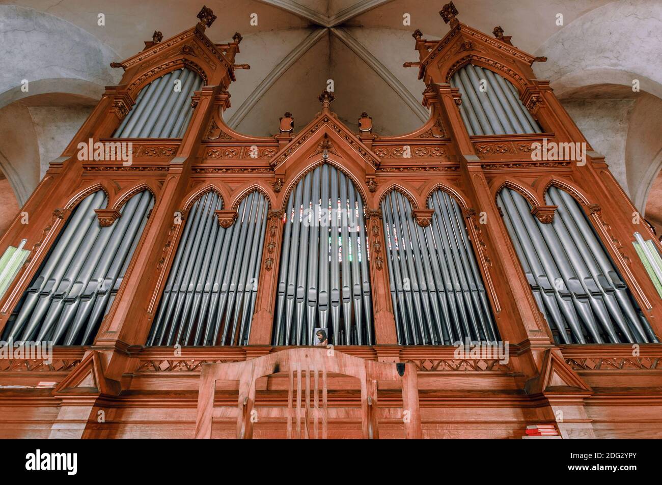 Silver organ pipes hi-res stock photography and images - Alamy