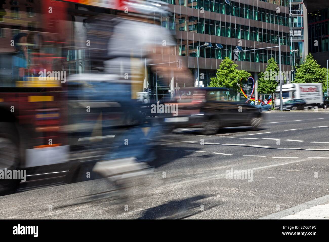 Rush hour traffic Stock Photo - Alamy