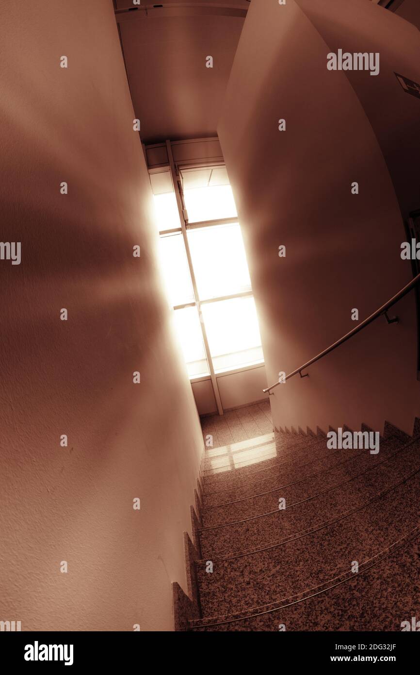 Light shine hi-res stock photography and images - Alamy