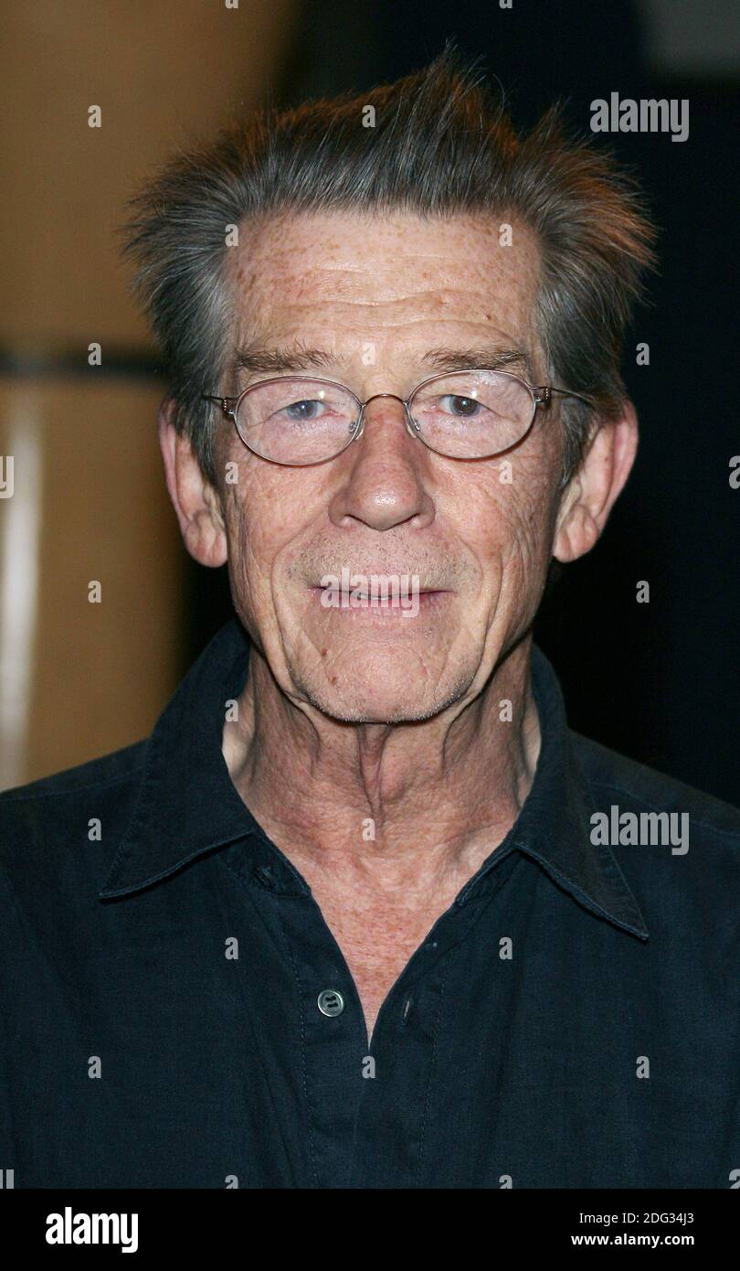 Alien hurt john hi-res stock photography and images - Alamy