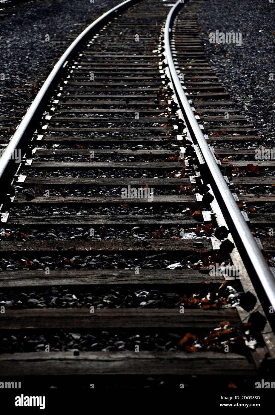 In service train tracks hi-res stock photography and images - Alamy