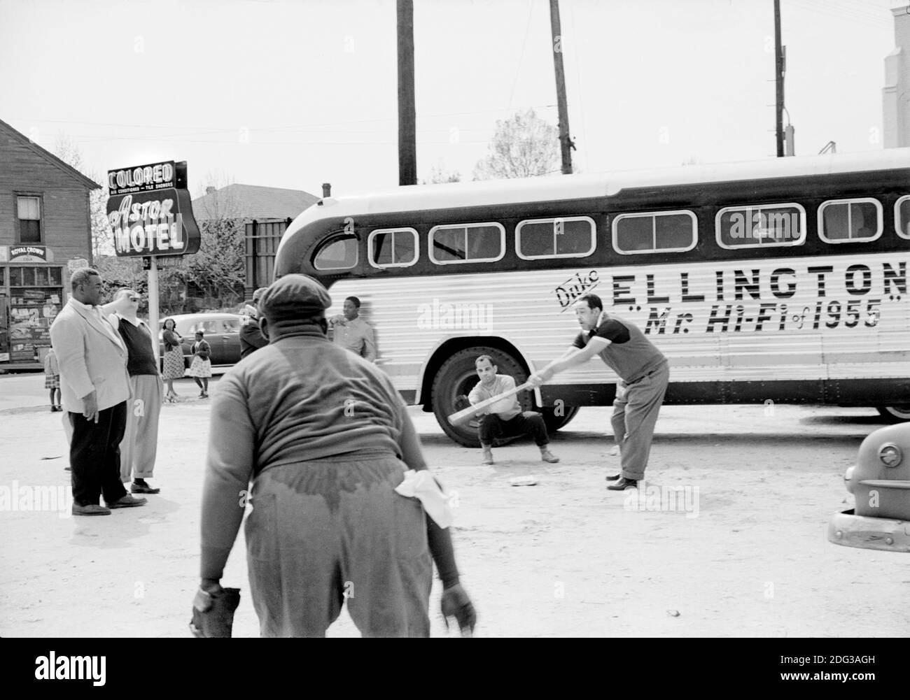 Segregation 1950s america hi-res stock photography and images - Alamy