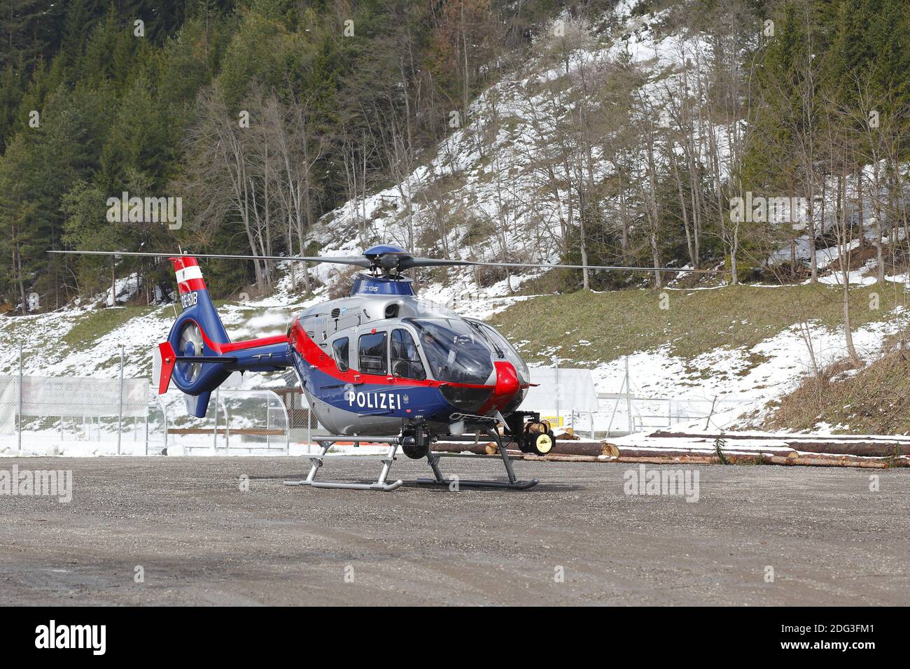 Thermal imaging helicopter hi-res stock photography and images - Alamy