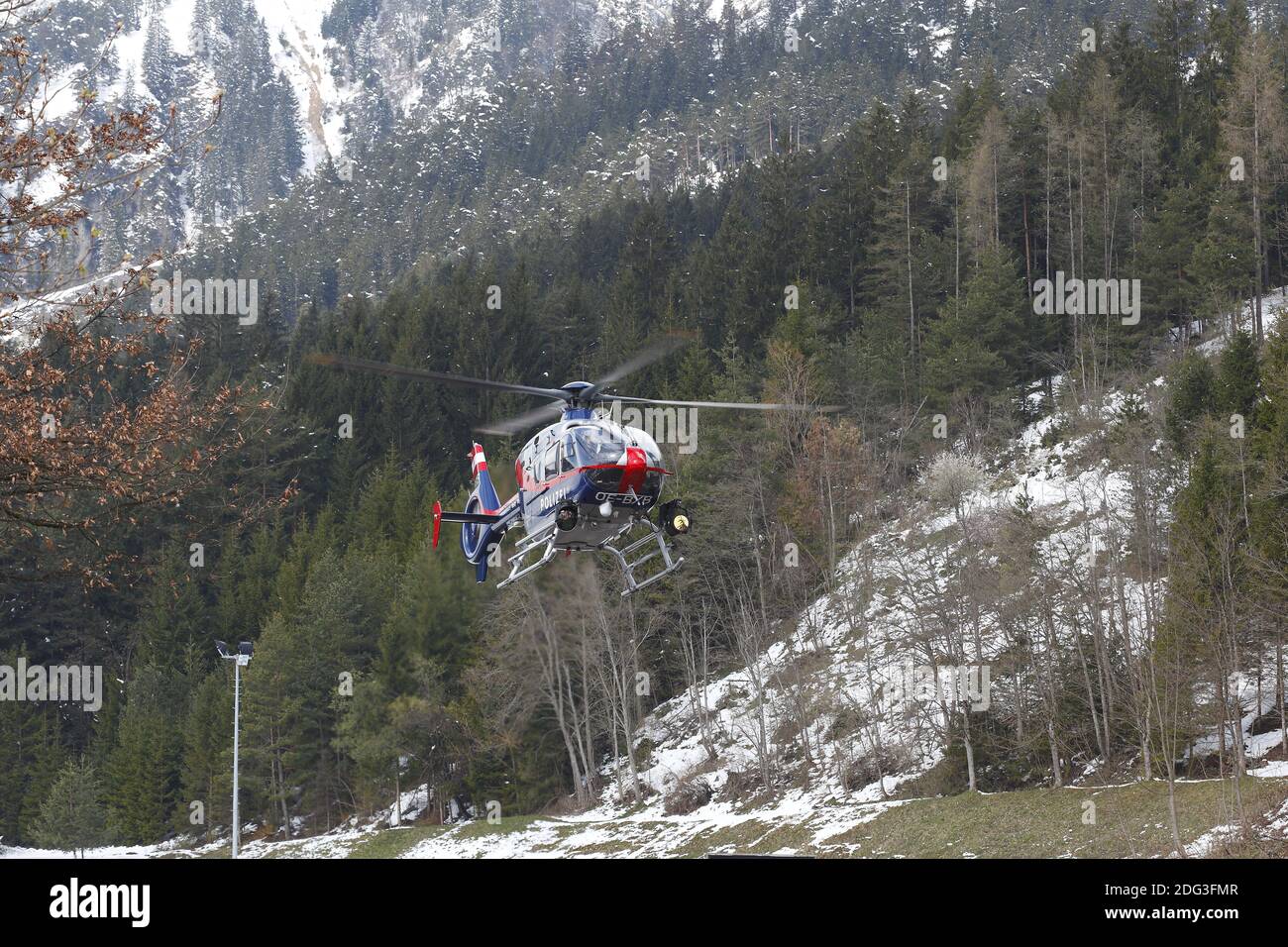 Thermal imaging helicopter hi-res stock photography and images - Alamy