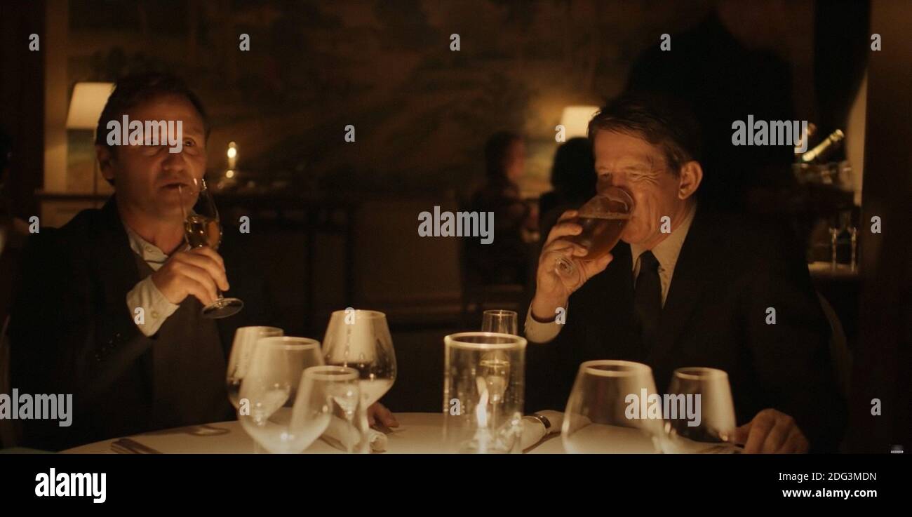 ANOTHER ROUND, (aka DRUNK, aka DRUK), from left: Lars Ranthe, Thomas Bo ...