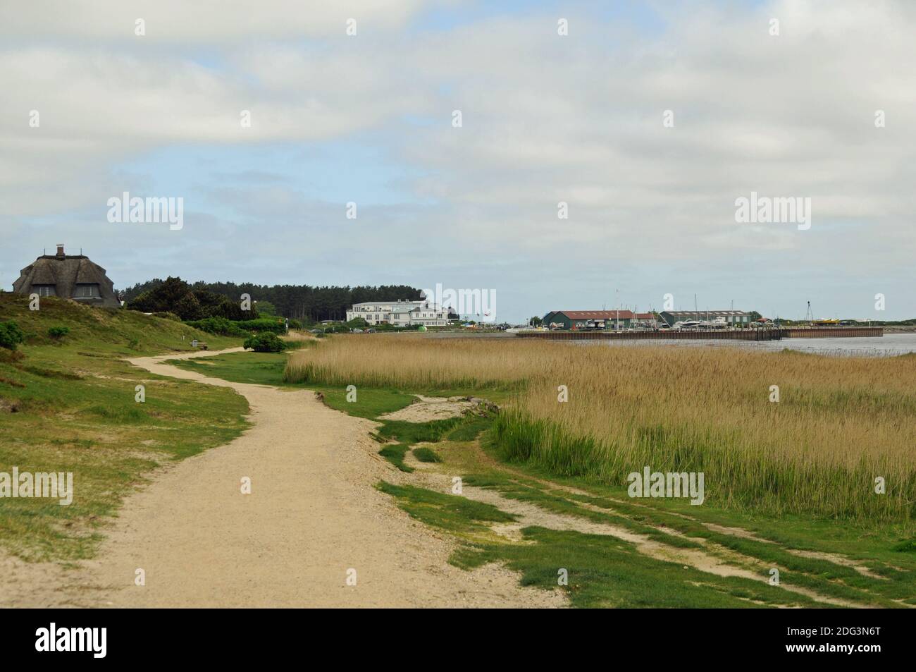 Munk hi-res stock photography and images - Alamy