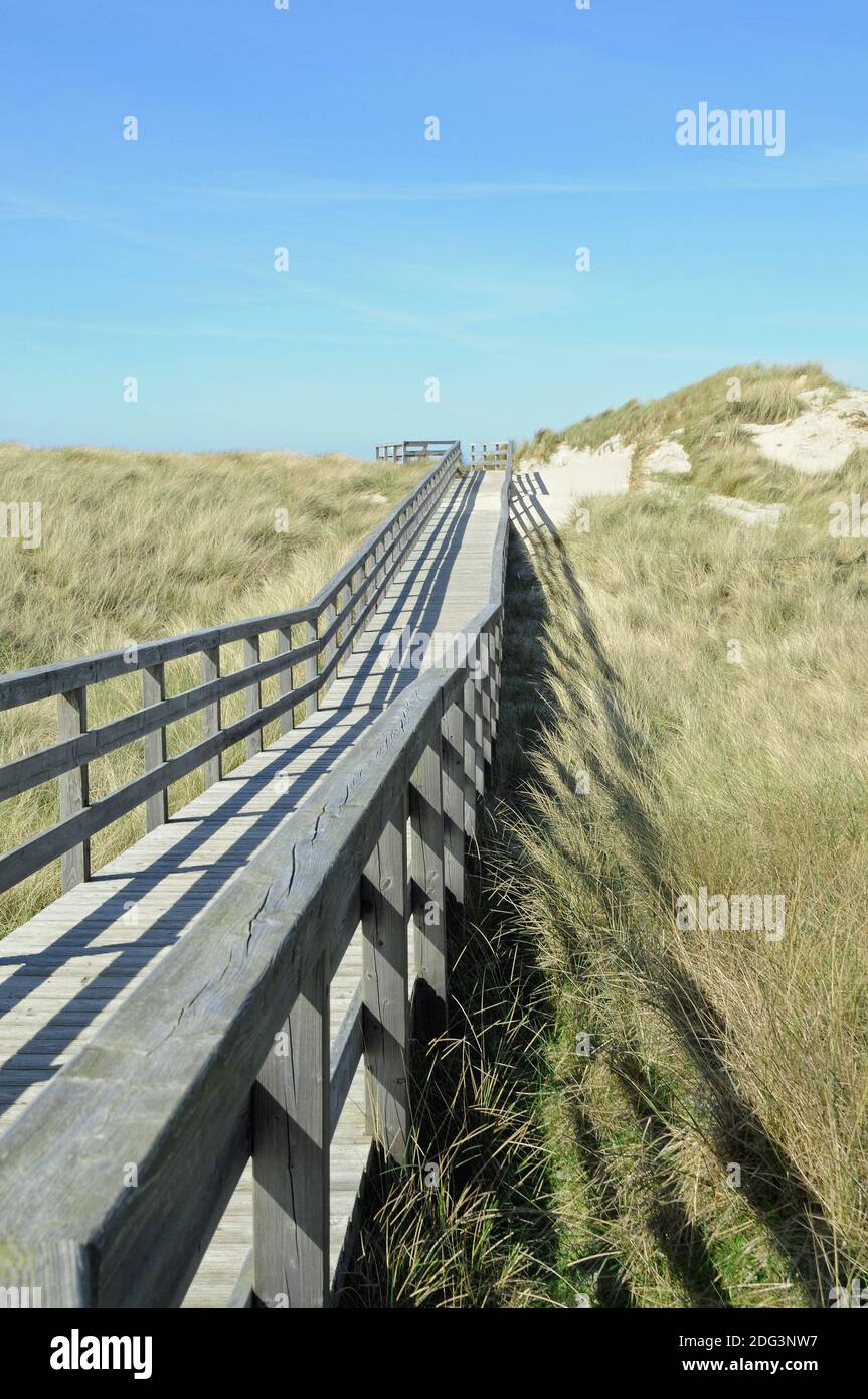 Boardwalk sand hi-res stock photography and images - Alamy