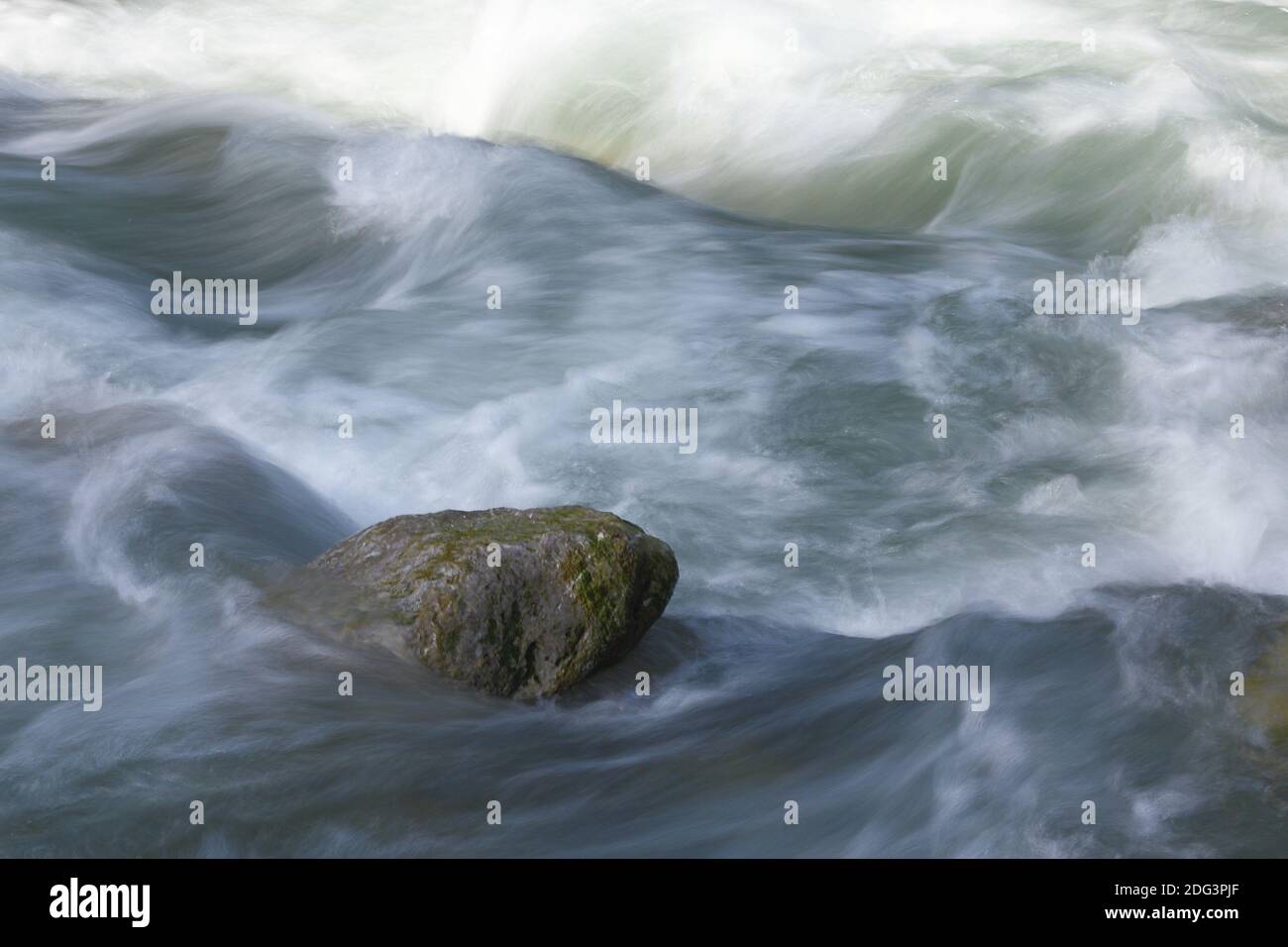 Stone over water, up close hi-res stock photography and images - Alamy