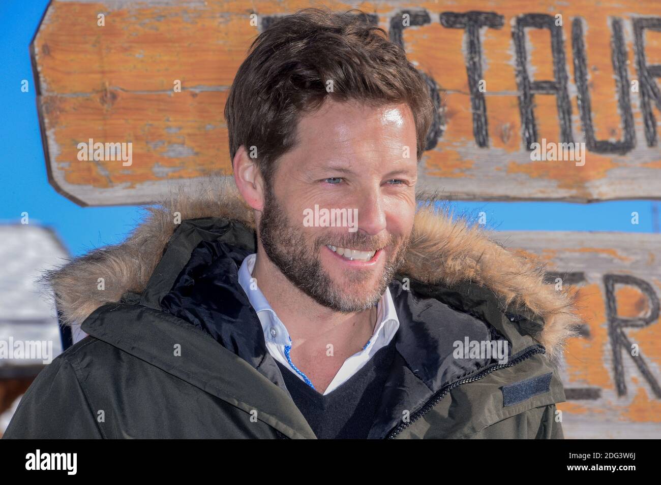 Jamie Bamber attending a photocall for the movie L Embarras Du Choix ...