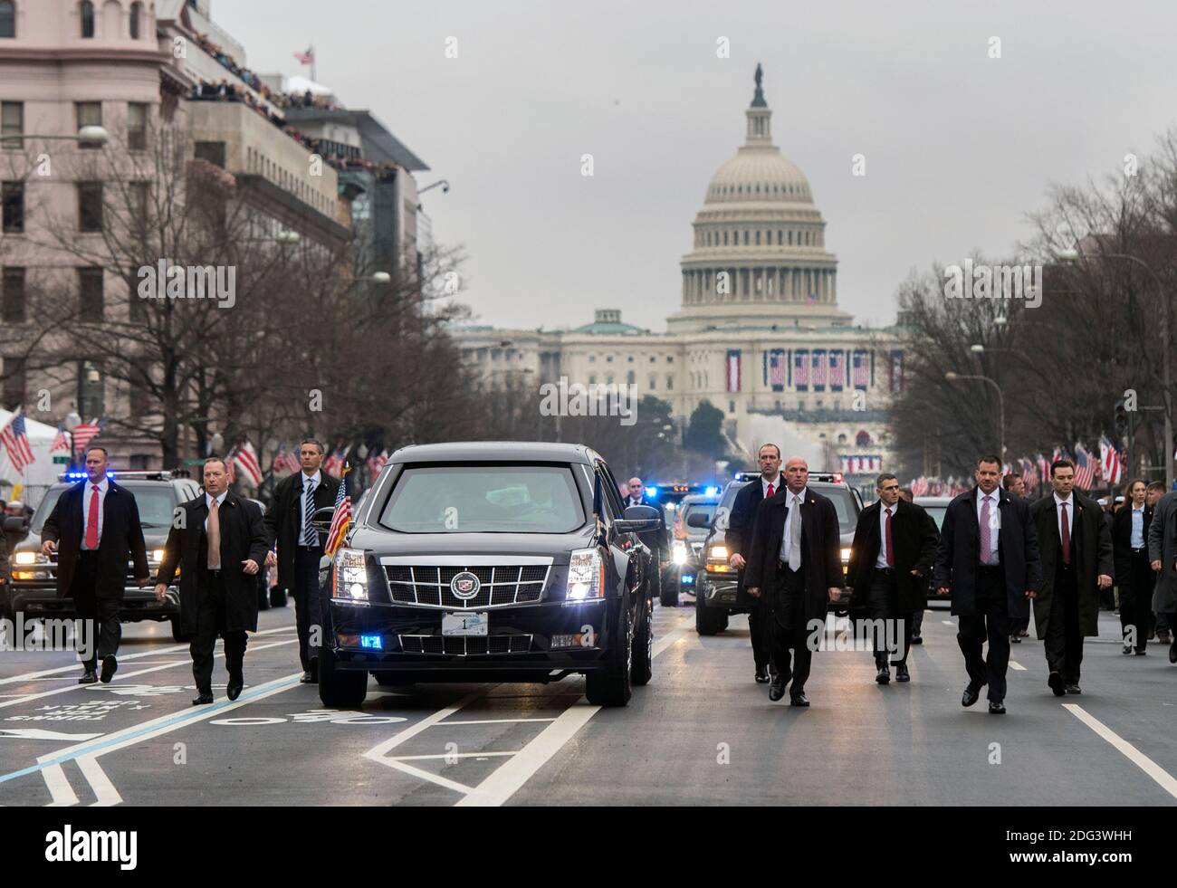 The limousine carrying President Donald Trump and First Lady Melania ...