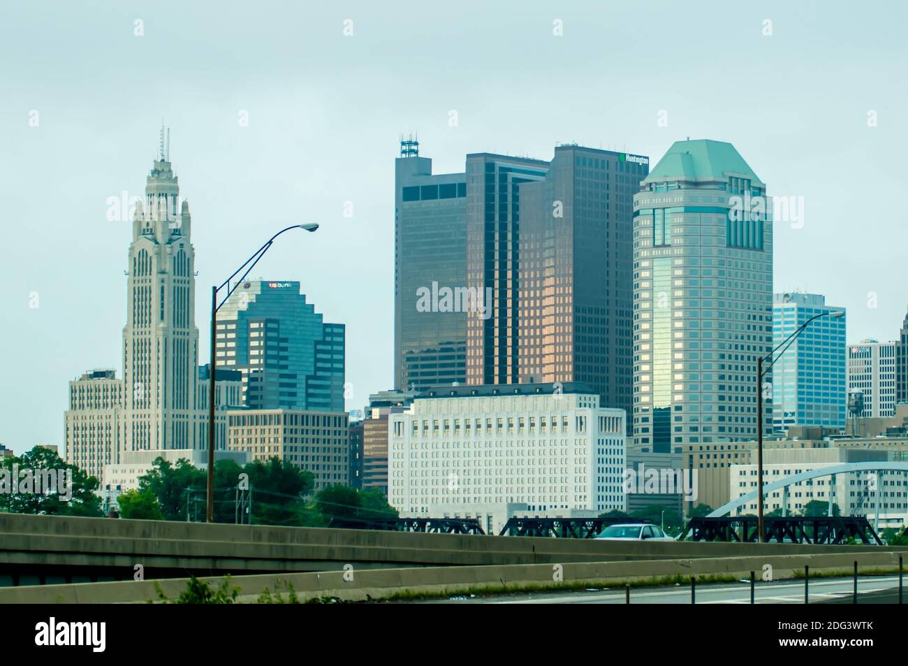 Columbus Ohio skyline and downtown streets in late afternoon Stock ...