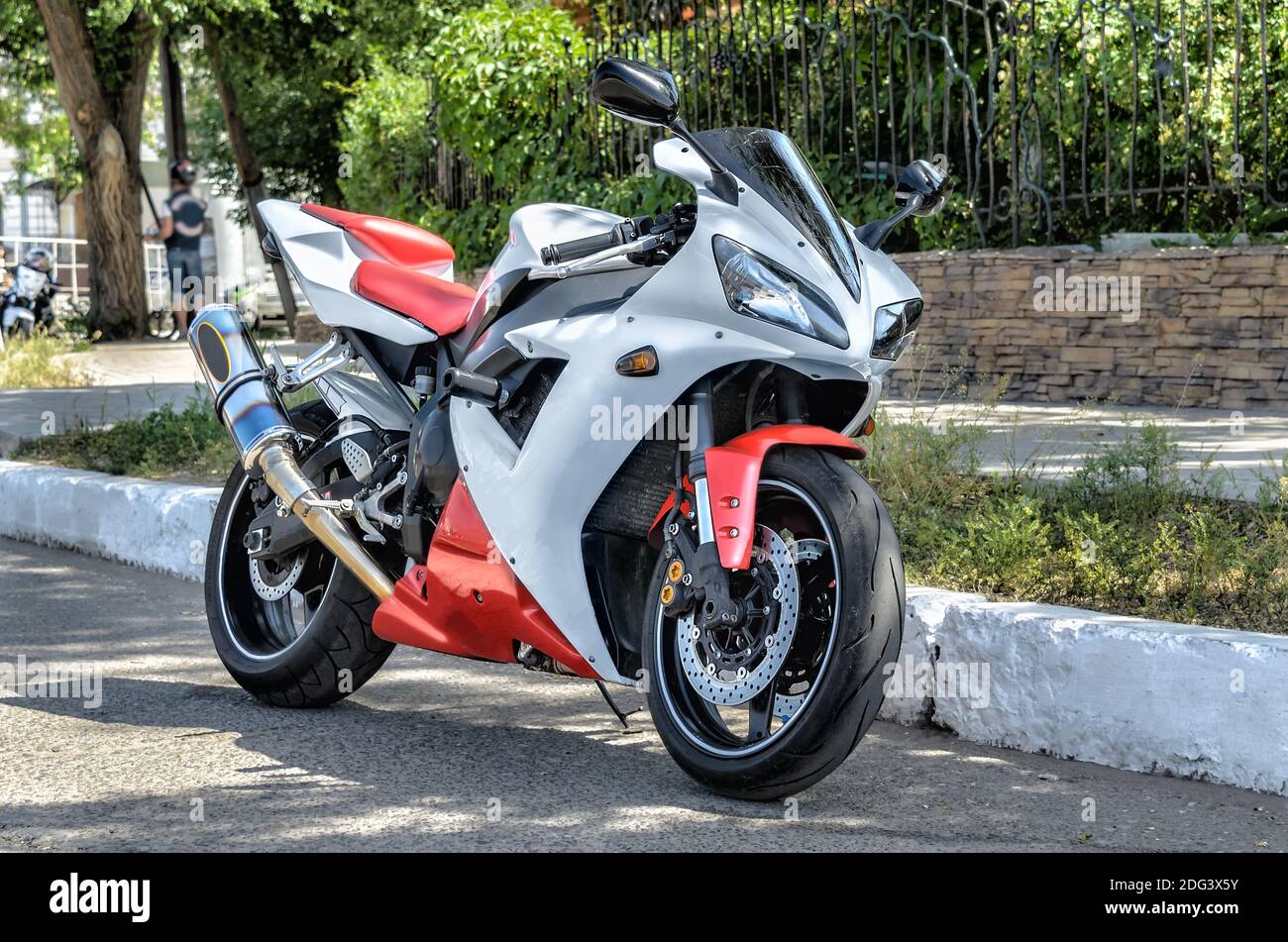 Stationary motorcycle hi-res stock photography and images - Alamy