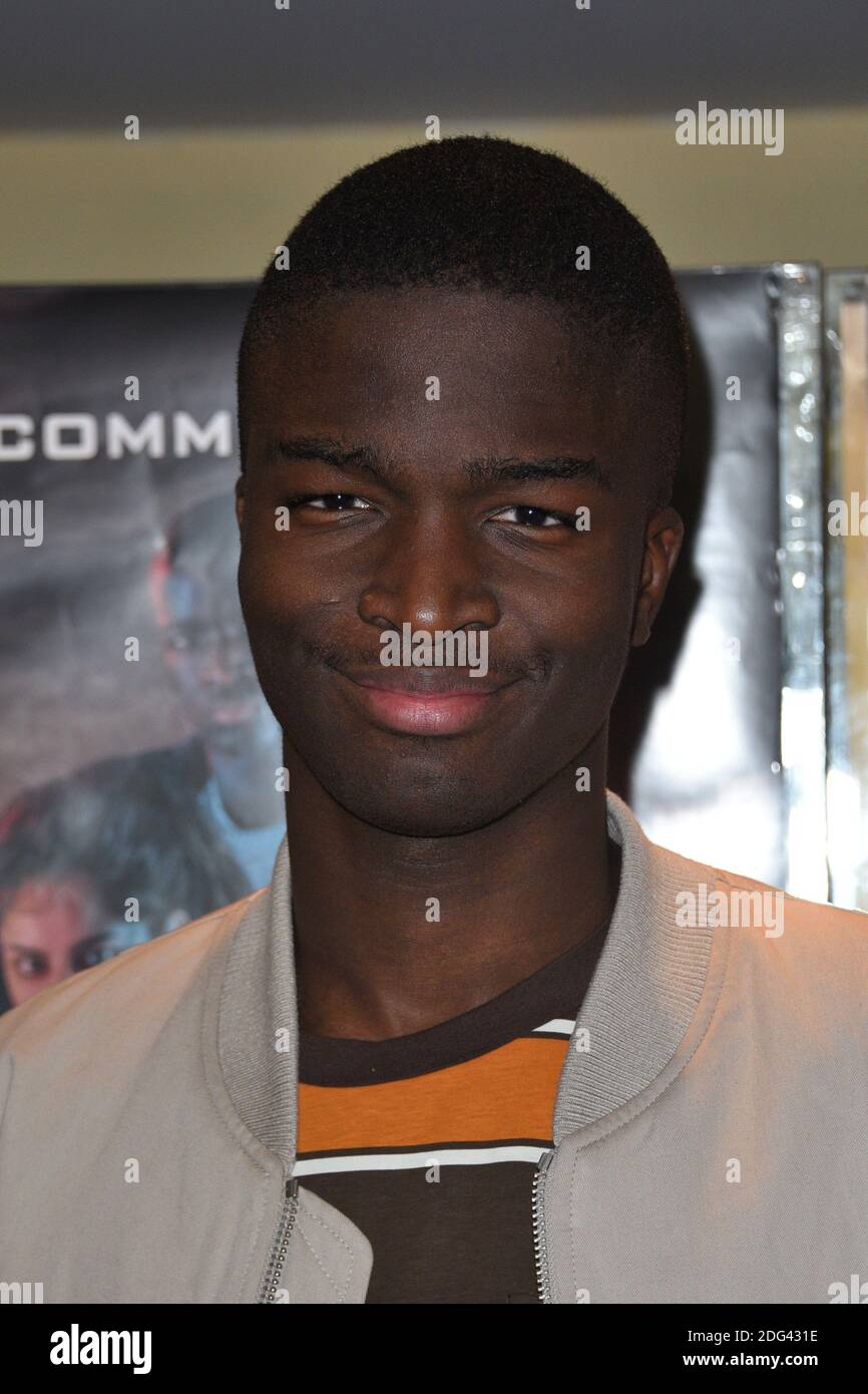 Stephane Bak assiste a la premiere de Seuls au cinema UGC les Halles a ...