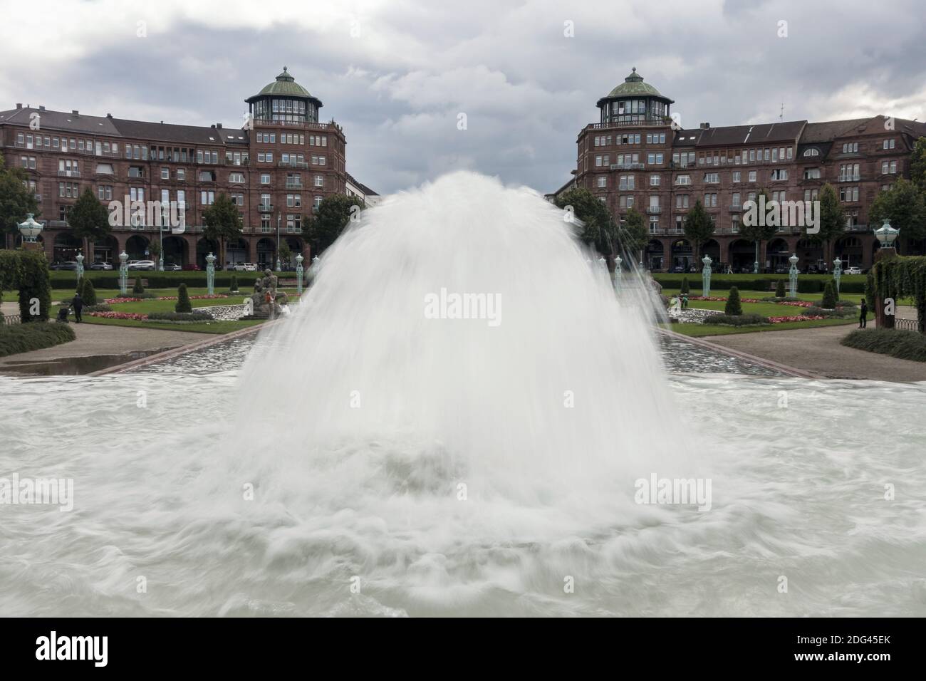 Water wells hi-res stock photography and images - Alamy