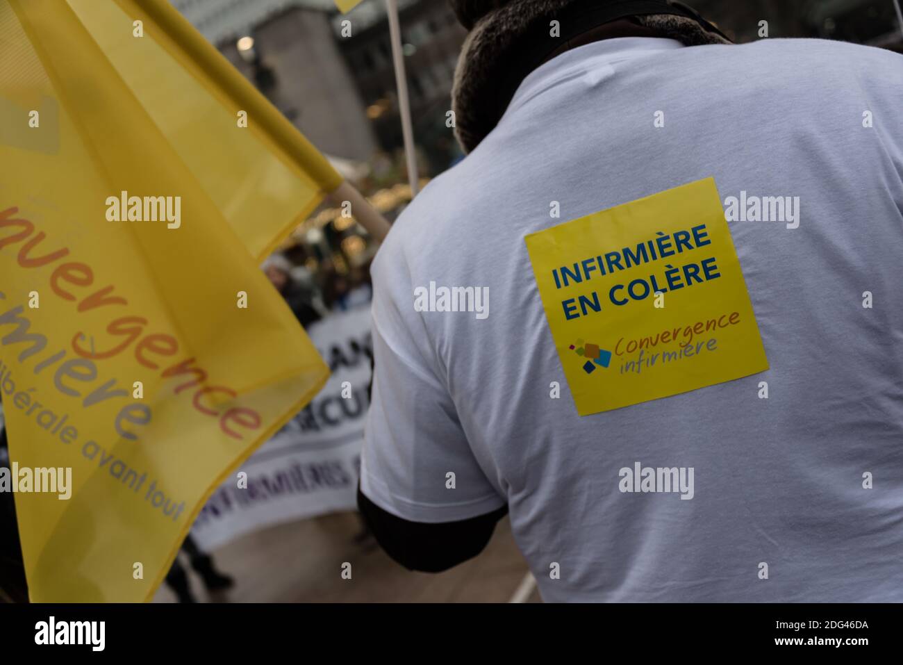 Nurses demonstrate for the improvement of their working conditions in ...