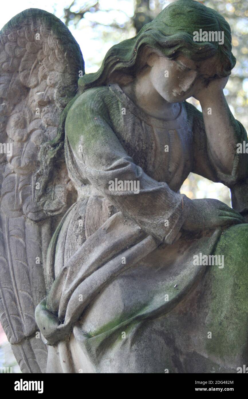 Sorrow hi-res stock photography and images - Alamy