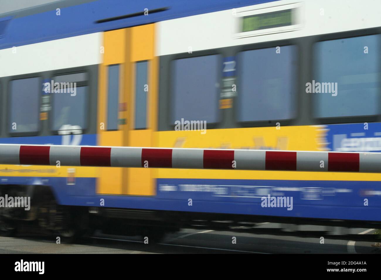 Train barrier hi-res stock photography and images - Alamy