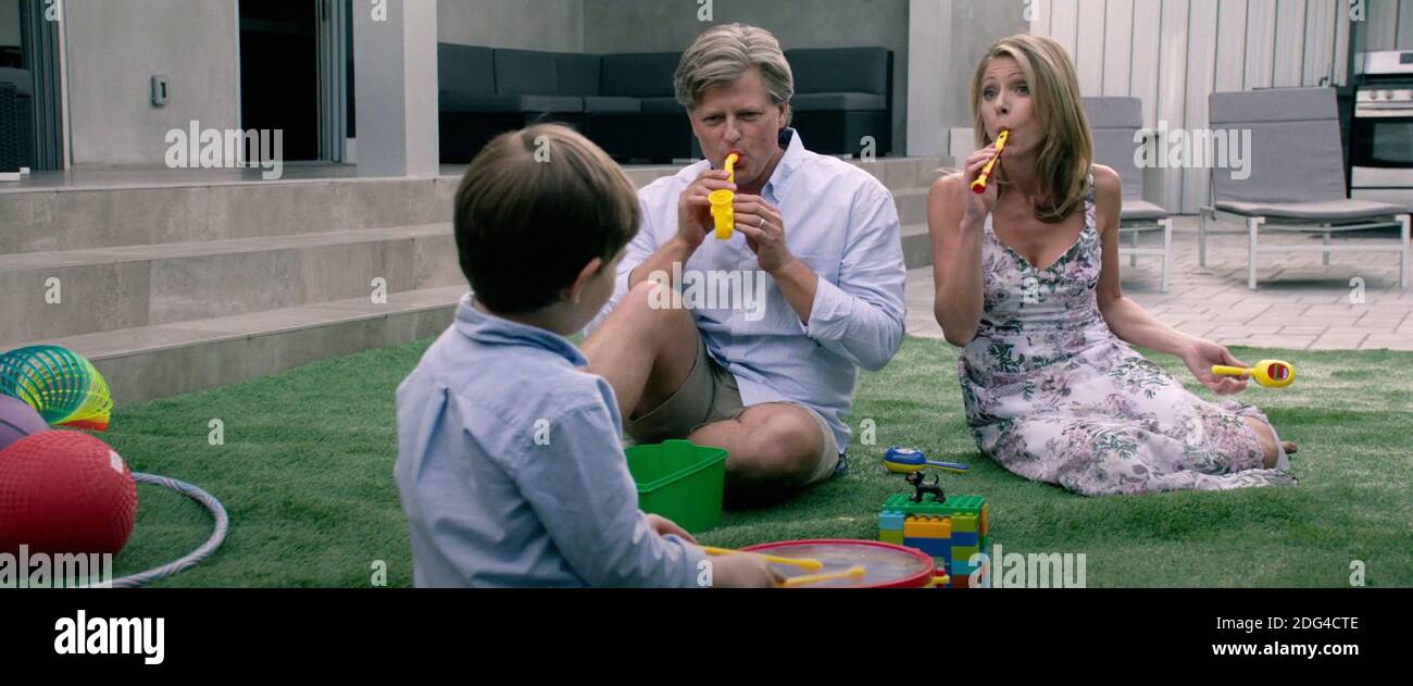 ELYSE, from left: Griffin Thomas Hollander, Aaron Tucker, Lisa Pepper, 2020. © Gravitas Ventures ...