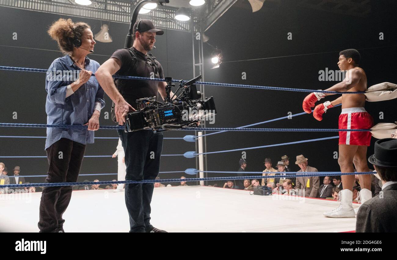 ONE NIGHT IN MIAMI, right: Eli Goree, on set, 2020. ph: Patti Perret ...