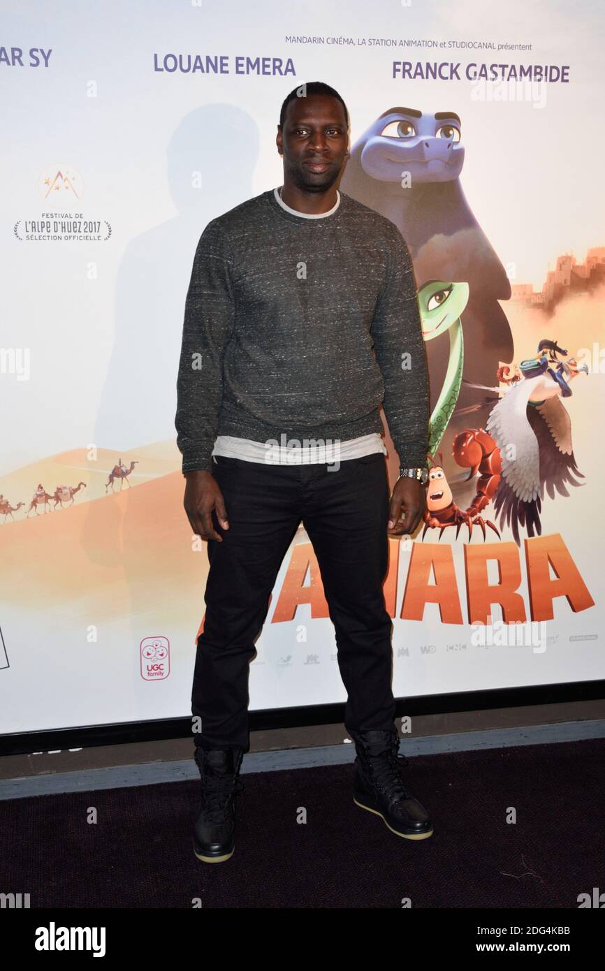 Omar Sy assiste a la premiere de Sahara au cinema UGC Bersy a Paris ...